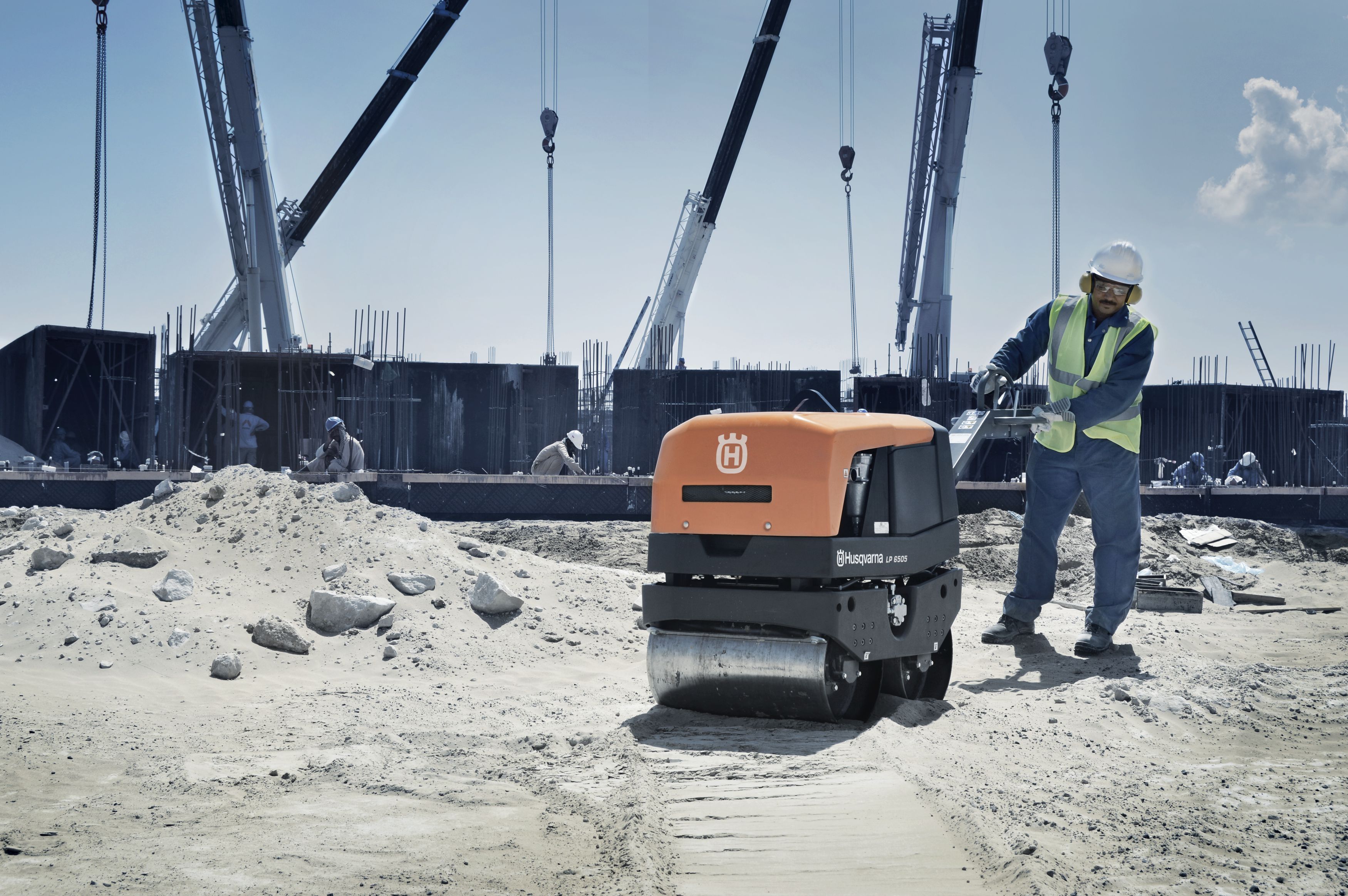 Vibrační a příkopové válce | KÁMEN BRNO, s.r.o.